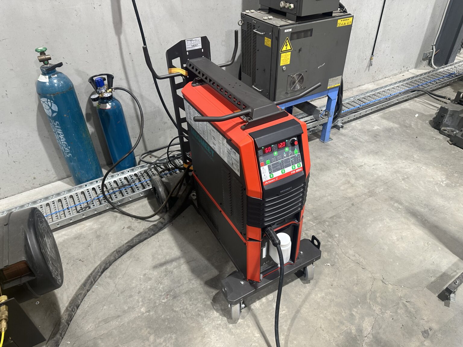 Robot Welding Line Systems | Delta Automation